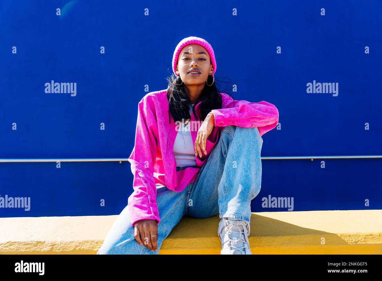 Light pink jacket hi-res stock photography and images - Alamy