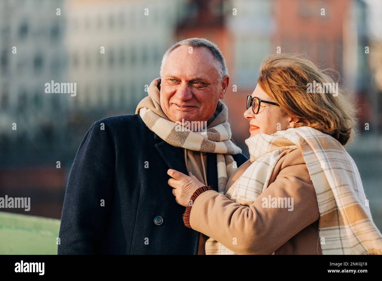 Elderly woman wearing winter clothes hi-res stock photography and ...