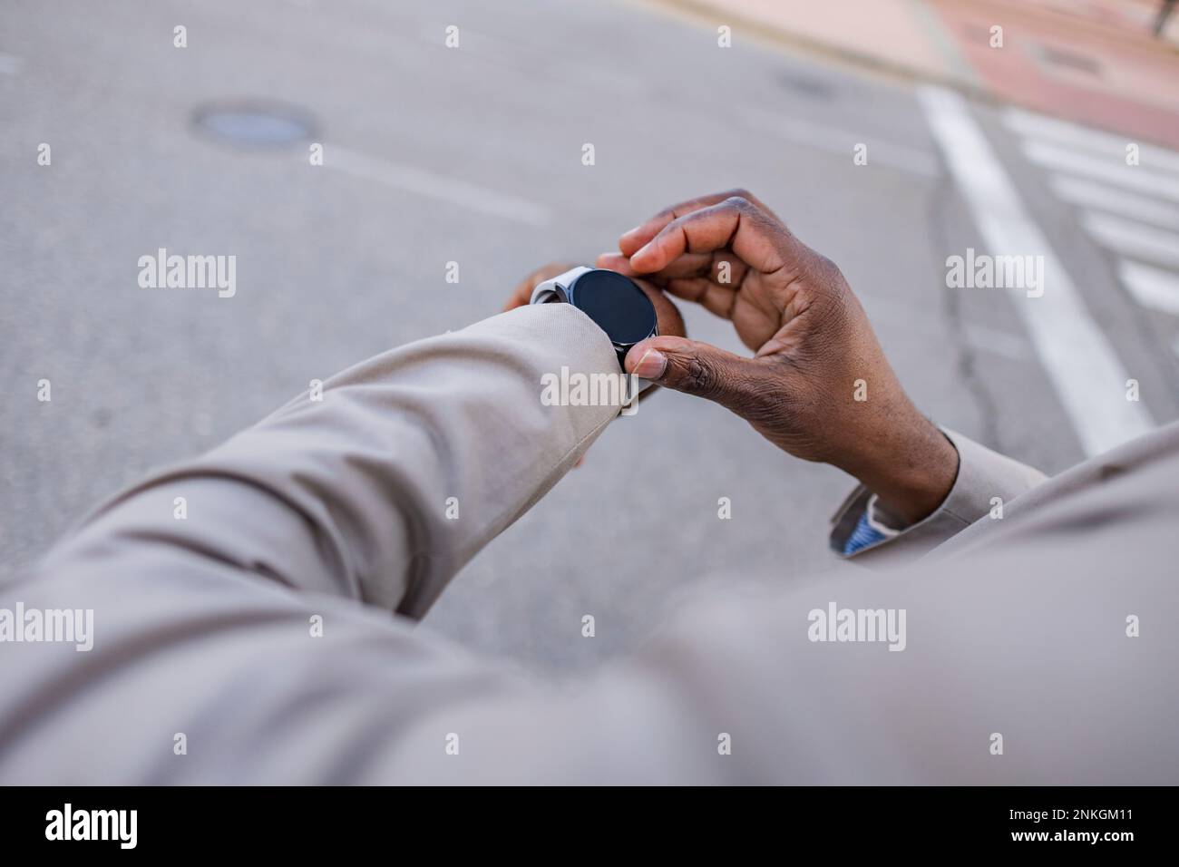 Checking road hi-res stock photography and images - Alamy