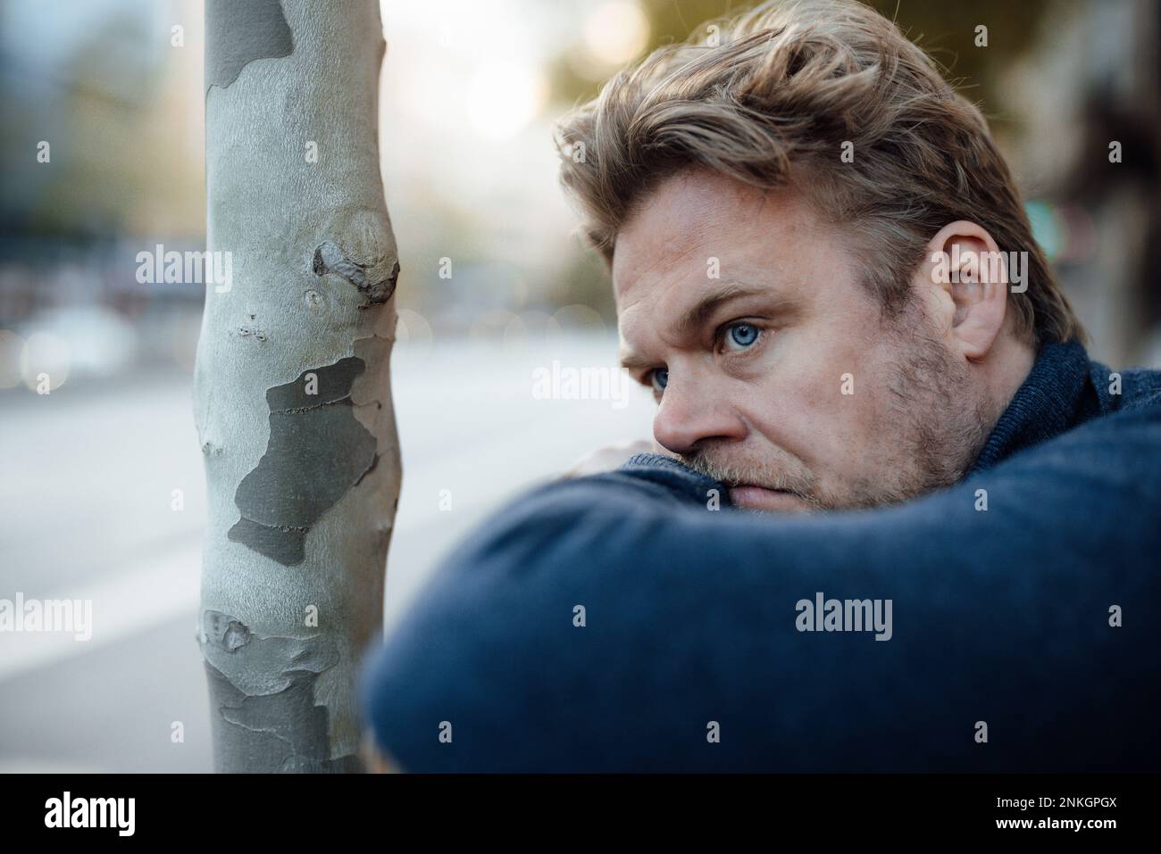 Contemplative man hi-res stock photography and images - Alamy