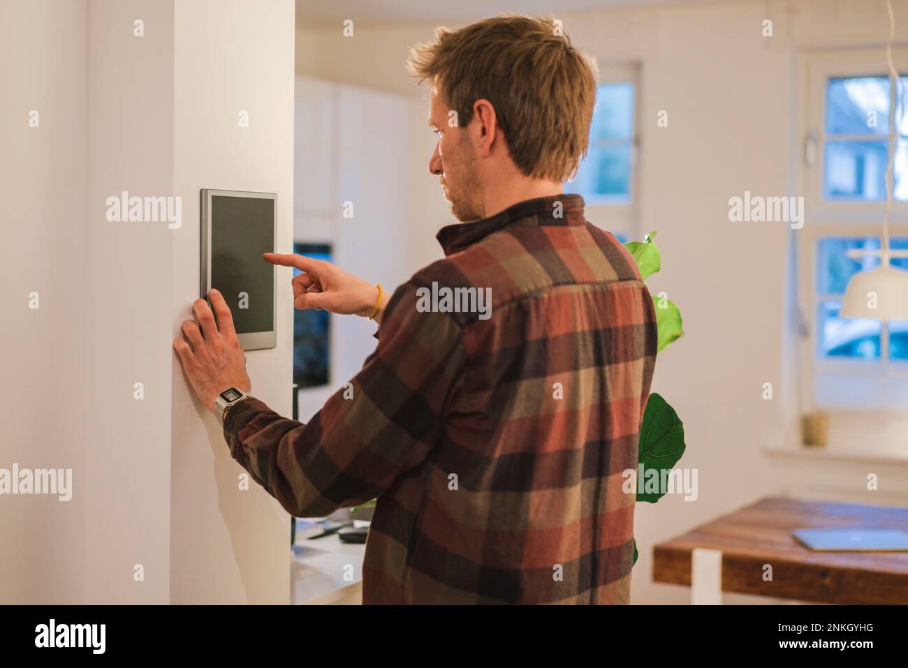 Device on wall hi-res stock photography and images - Alamy