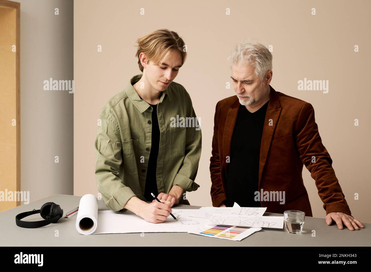 Professional trainee hi-res stock photography and images - Alamy