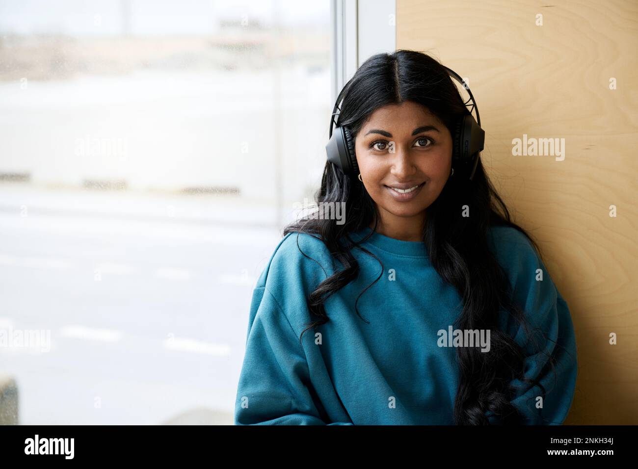 Bluetooth one hi-res stock photography and images - Alamy