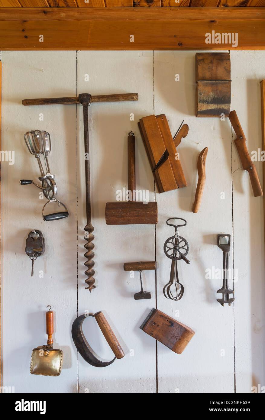 Antique tools display hi-res stock photography and images - Alamy