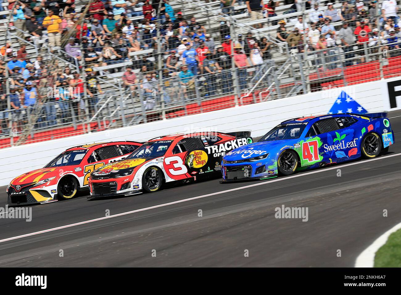 HAMPTON, GA - MARCH 20: Bubba Wallace (#23 23XI Racing McDonald's ...