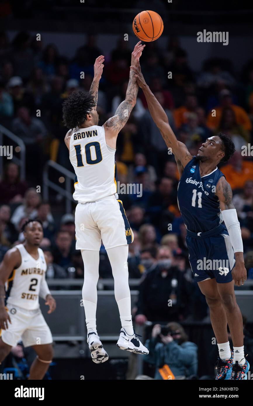 INDIANAPOLIS, IN - MARCH 19: Murray State Racers guard DaQuan Smith (1 ...