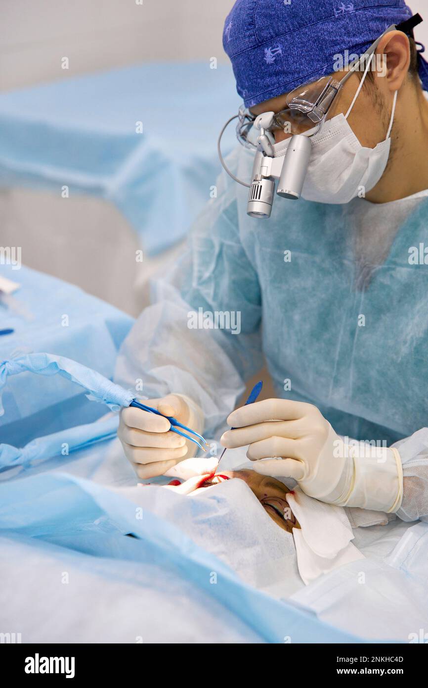 Surgery tools hi-res stock photography and images - Alamy