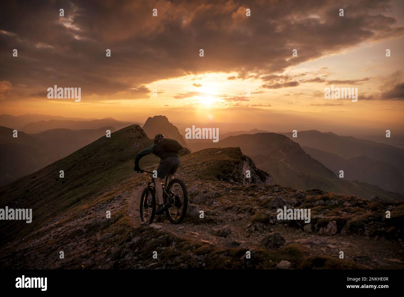 Sunset ridge trail hi-res stock photography and images - Alamy