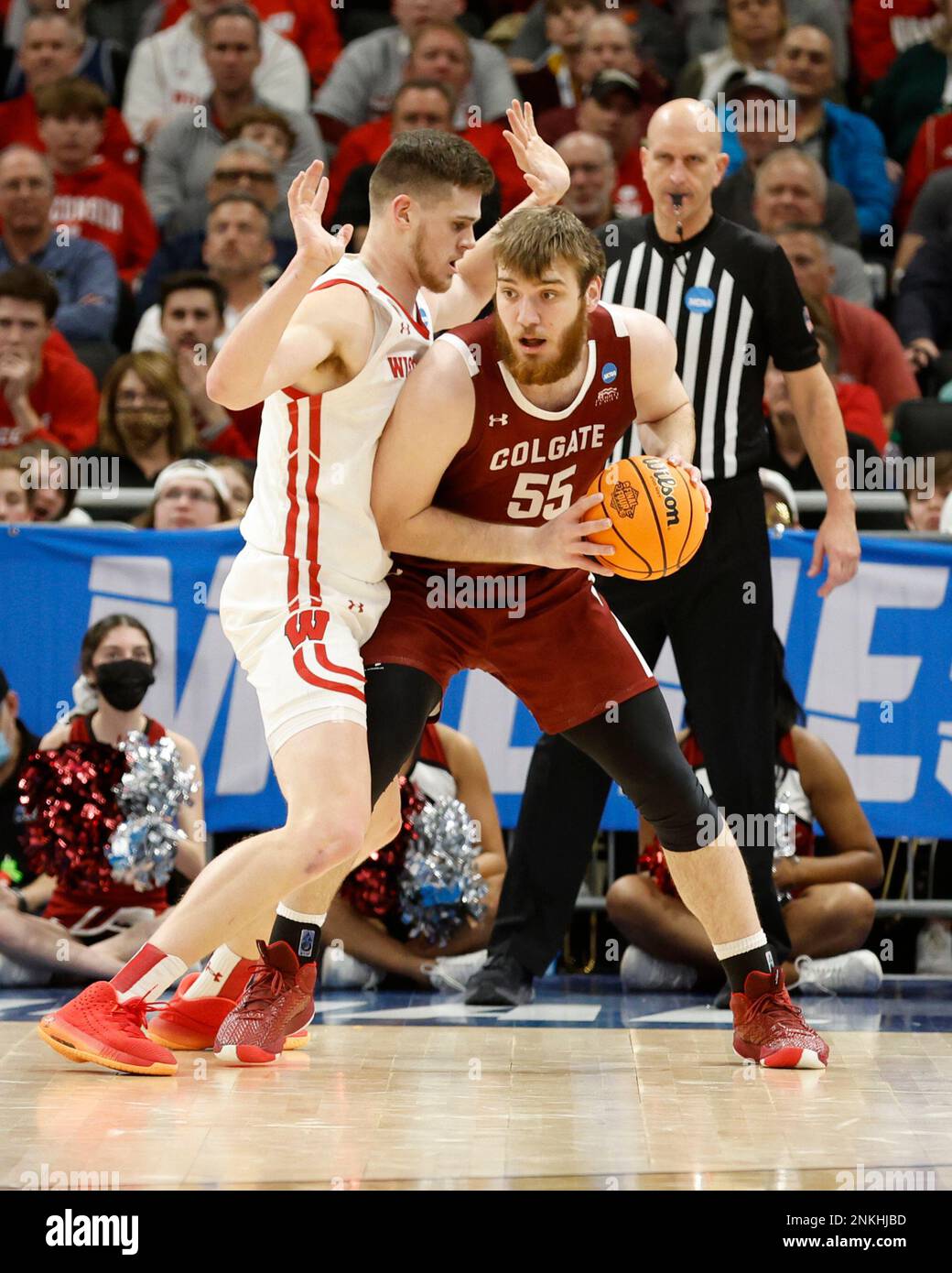 March 18, 2022: Wisconsin Badgers center Chris Vogt (33) defends ...