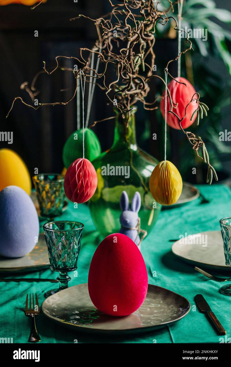 Easter home decoration hi-res stock photography and images - Alamy