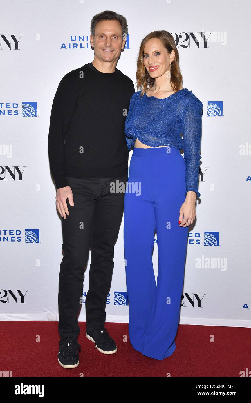 Tony Goldwyn (l) and Liz Goldwyn (r) attend Liz Goldwyn In Conversation ...