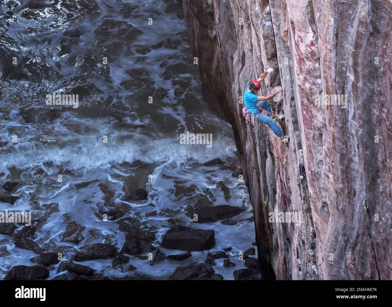 Man climbing rock wales hi-res stock photography and images - Alamy
