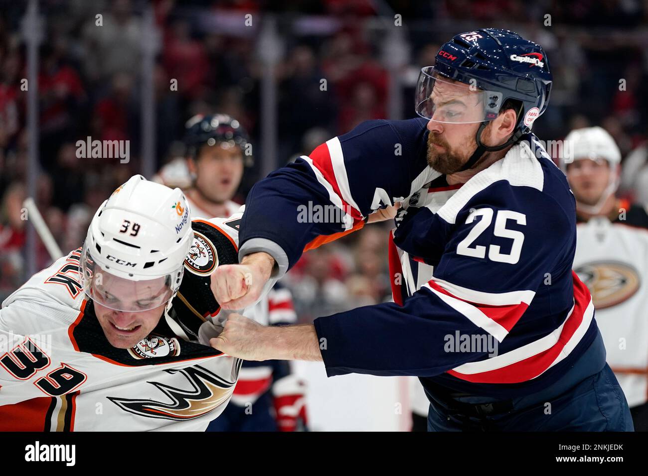 Washington Capitals defenseman Dylan McIlrath, right, fights with ...