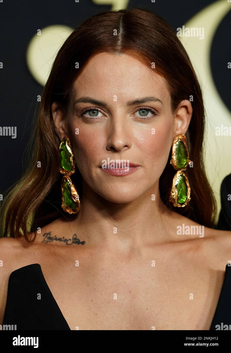 Riley Keough arrives at the premiere of "Daisy Jones and The Six ...