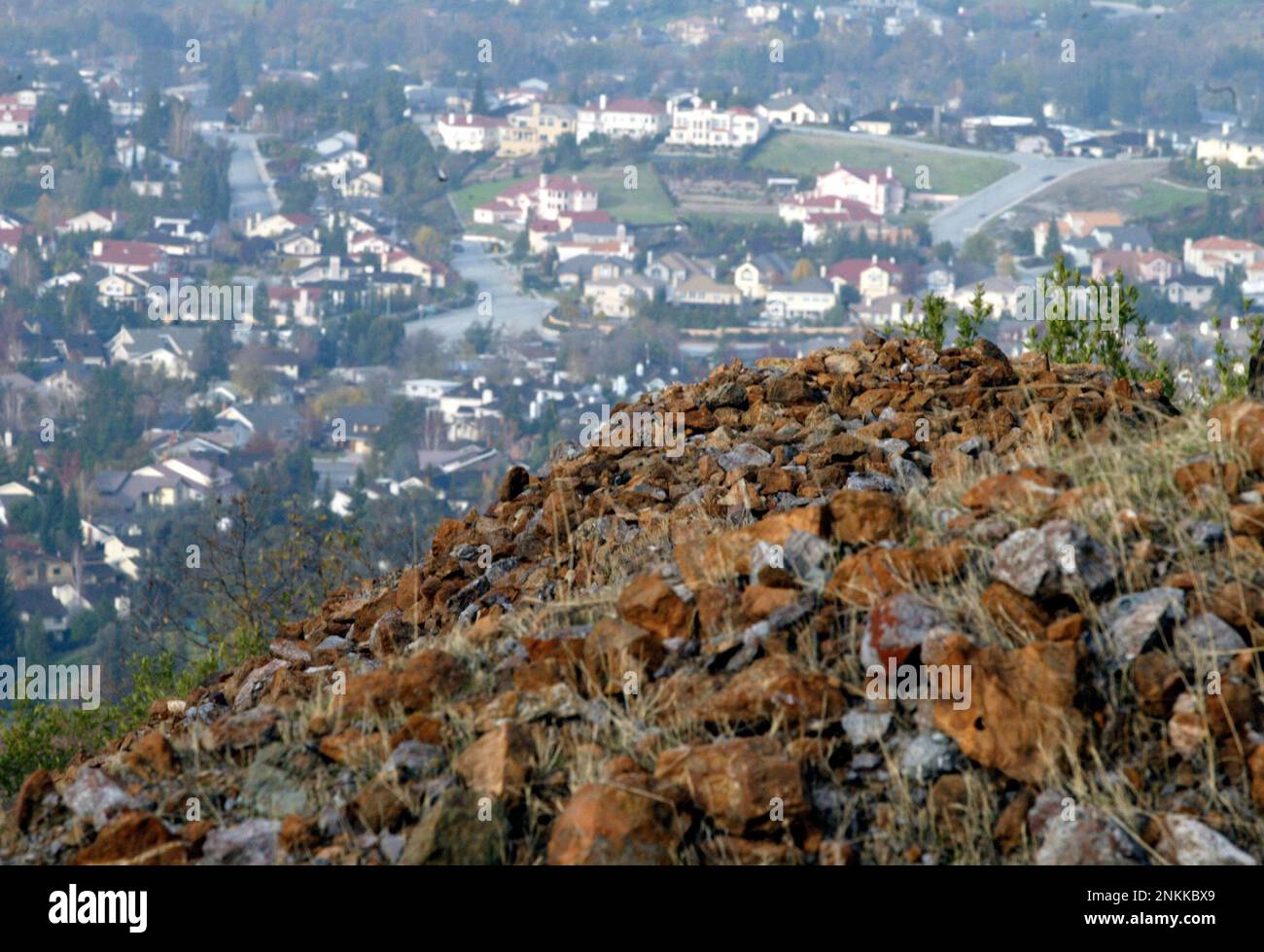 MERCURYb-C-06DEC02-MT-MJM Old mine tailings containing hazardous ...
