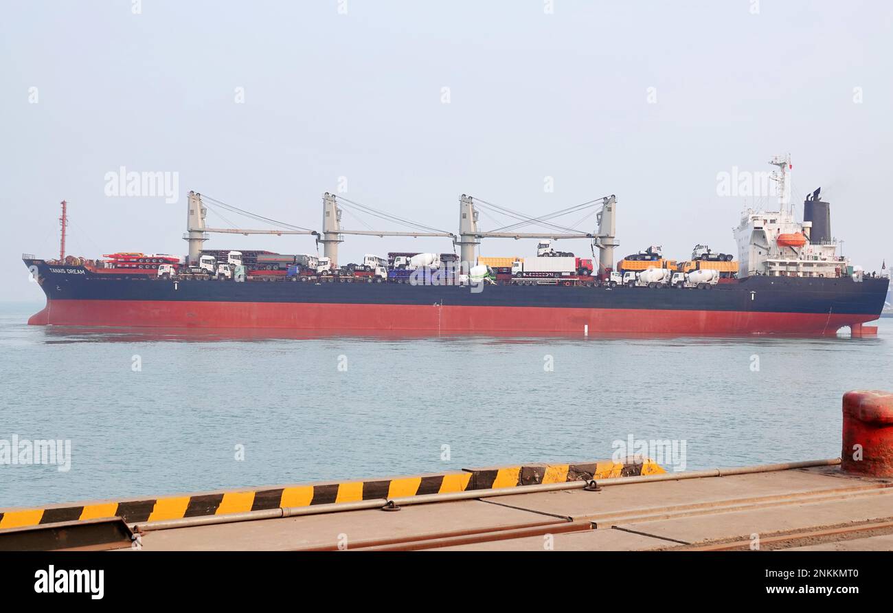 Aerial photo shows a China-Africa liner ship setting off at Yantai Port ...