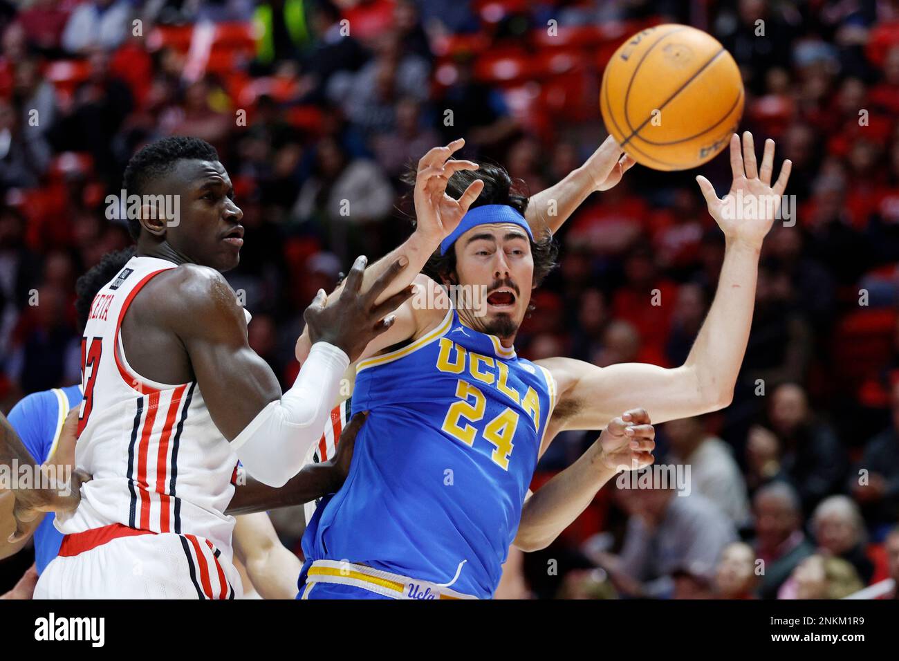 Utah center Keba Keita, left, and UCLA guard Jaime Jaquez Jr. (24 ...