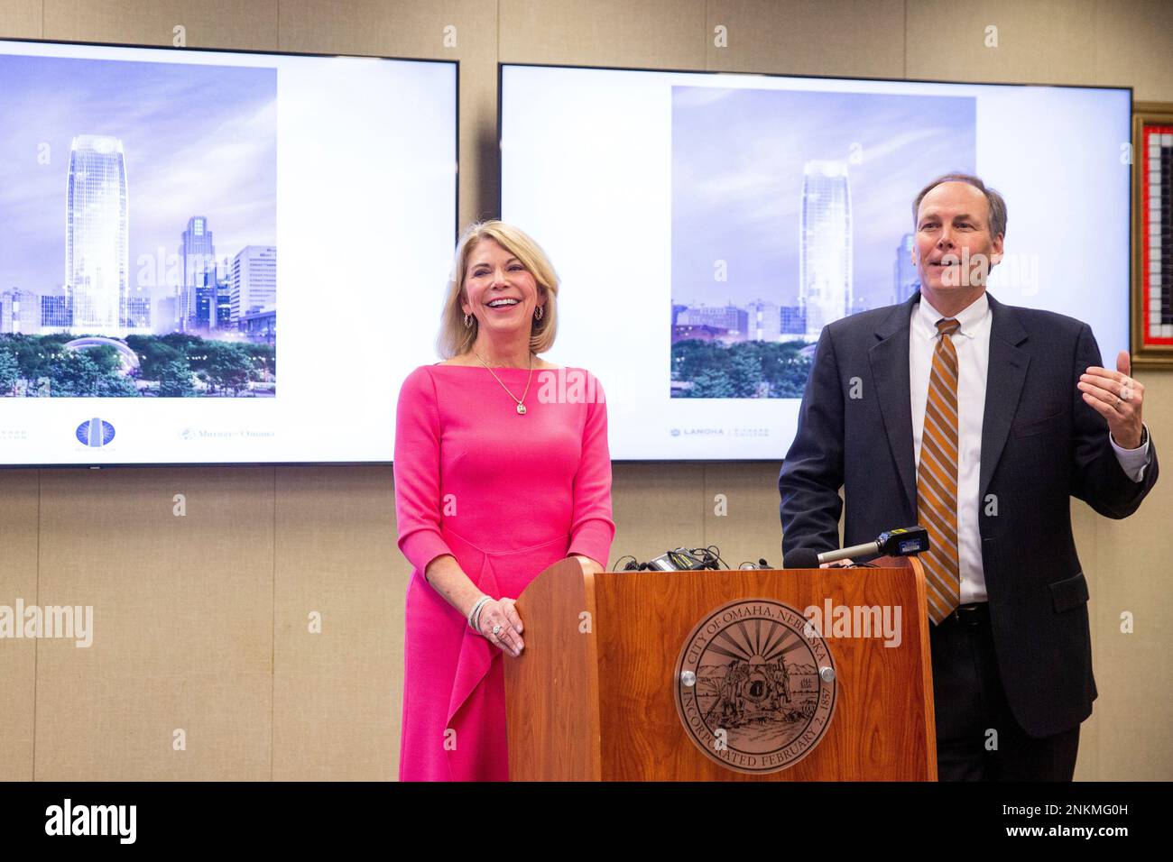 Omaha Mayor Jean Stothert, left, and Mutual of Omaha CEO James ...
