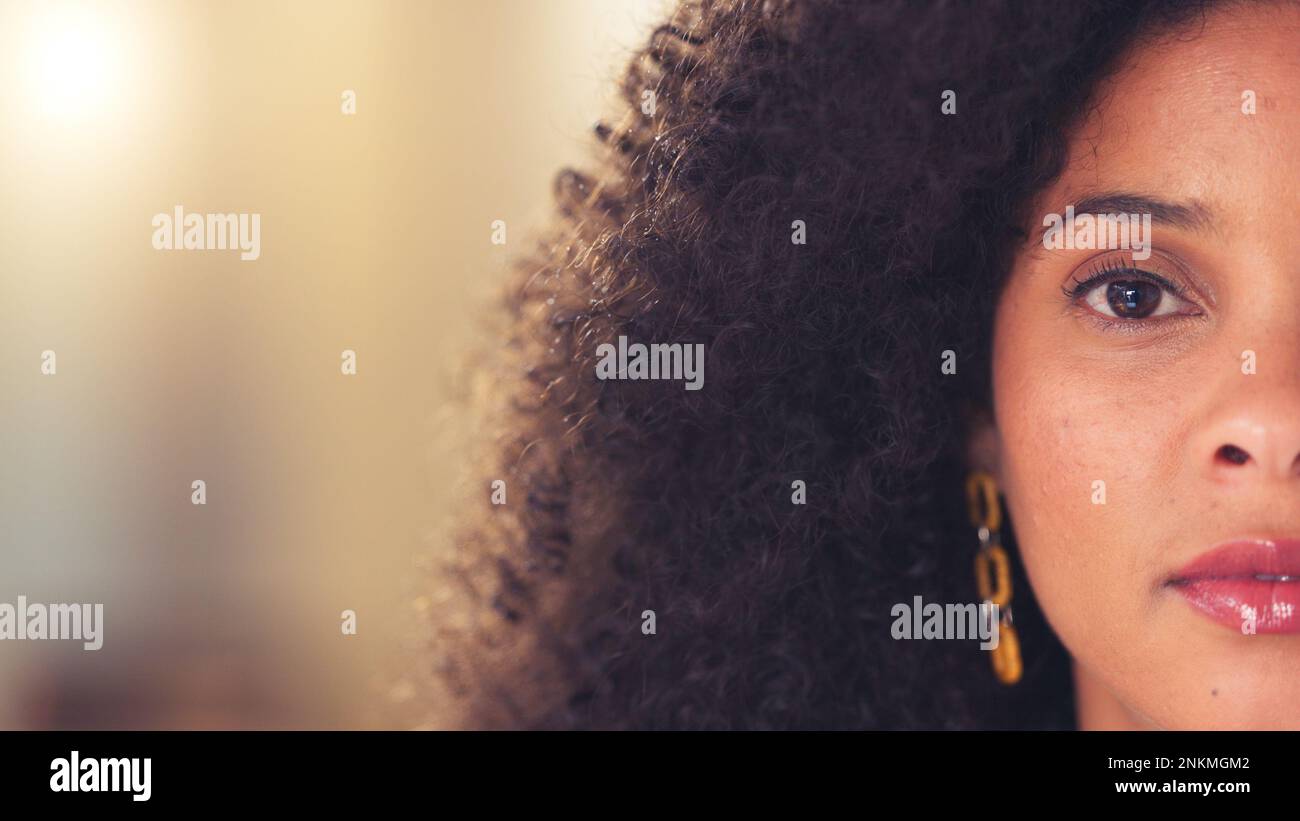 Copy space of brown eye on child psychologist looking forward with an ...