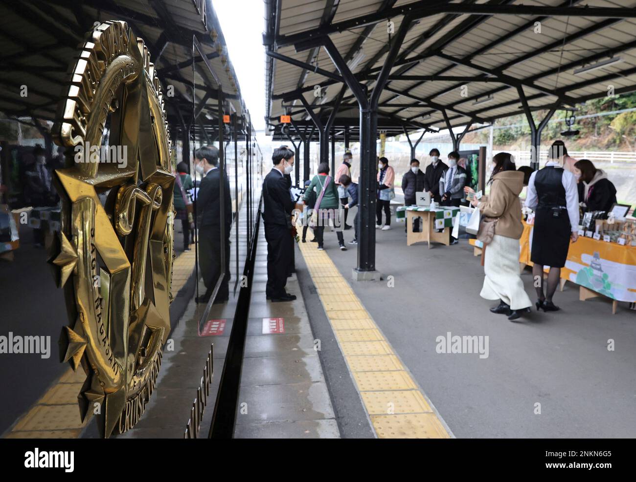 The Seven Stars in Kyushu, a deluxe sleeping car excursion train ...
