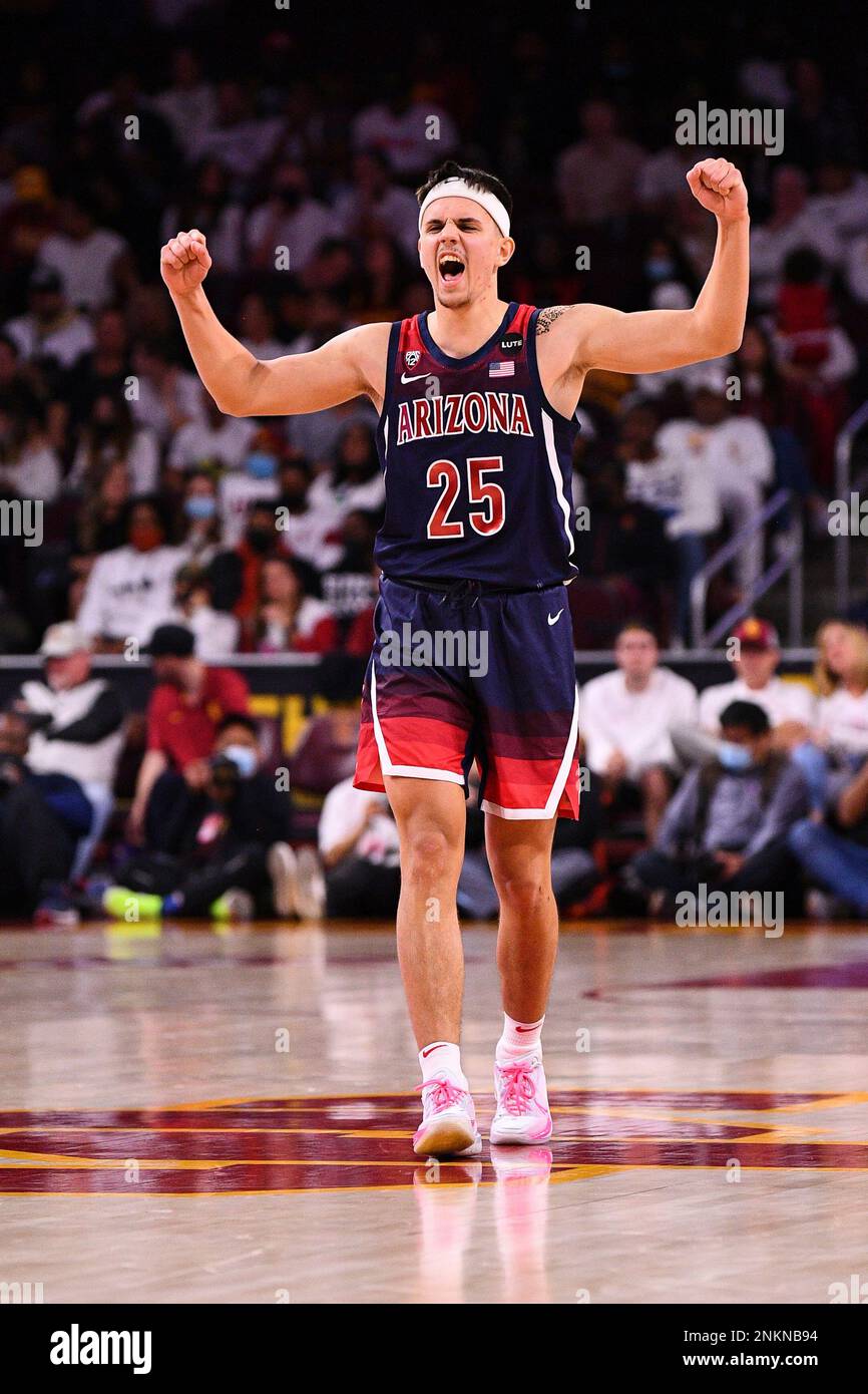 LOS ANGELES, CA - MARCH 01: Arizona Wildcats guard Kerr Kriisa (25 ...