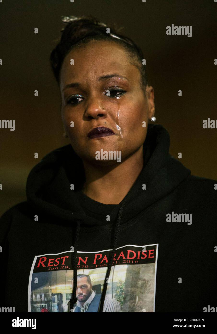 Che Taylor's step-daughter Demeka Green reacts to a description of her ...