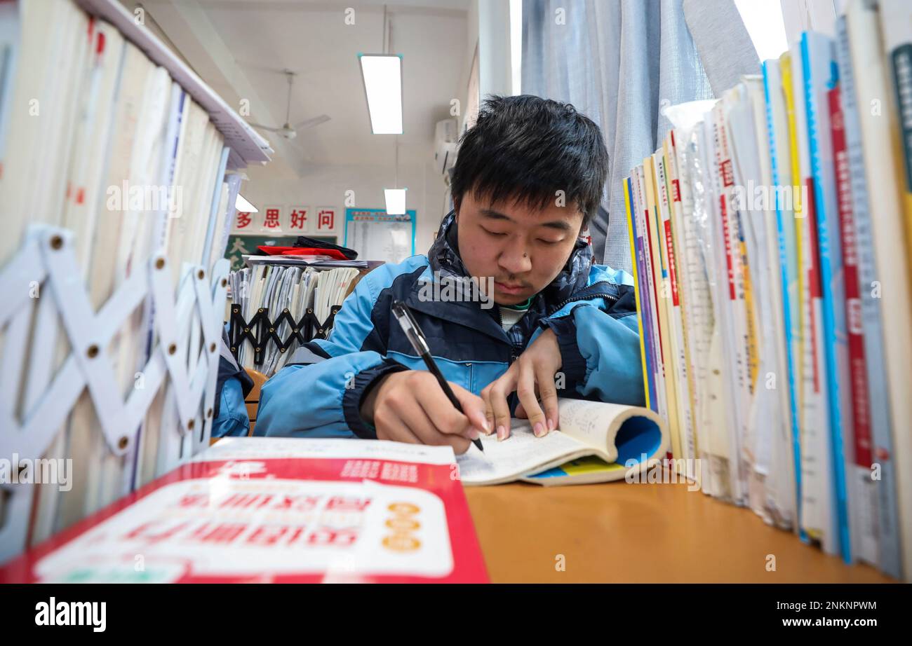 Senior three student hi-res stock photography and images - Alamy