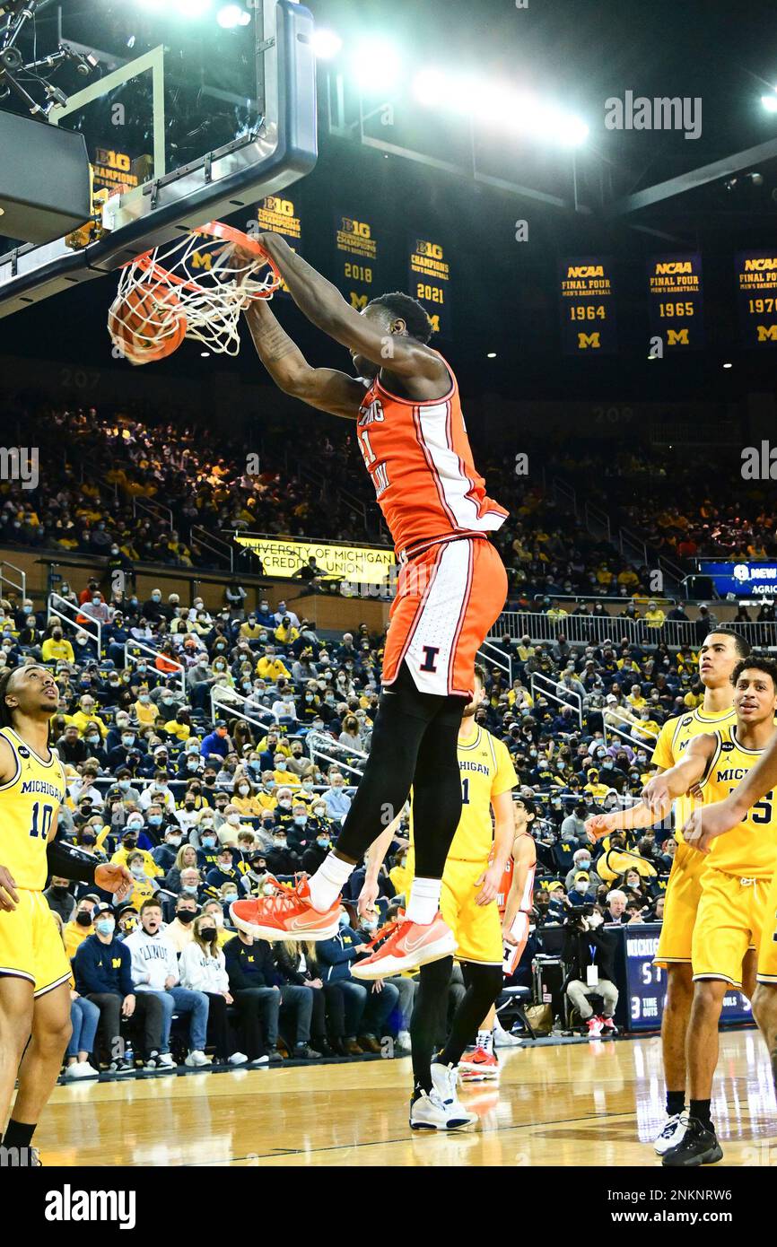 ANN ARBOR, MI - FEBRUARY 27: Illinois Fighting Illini center Kofi ...