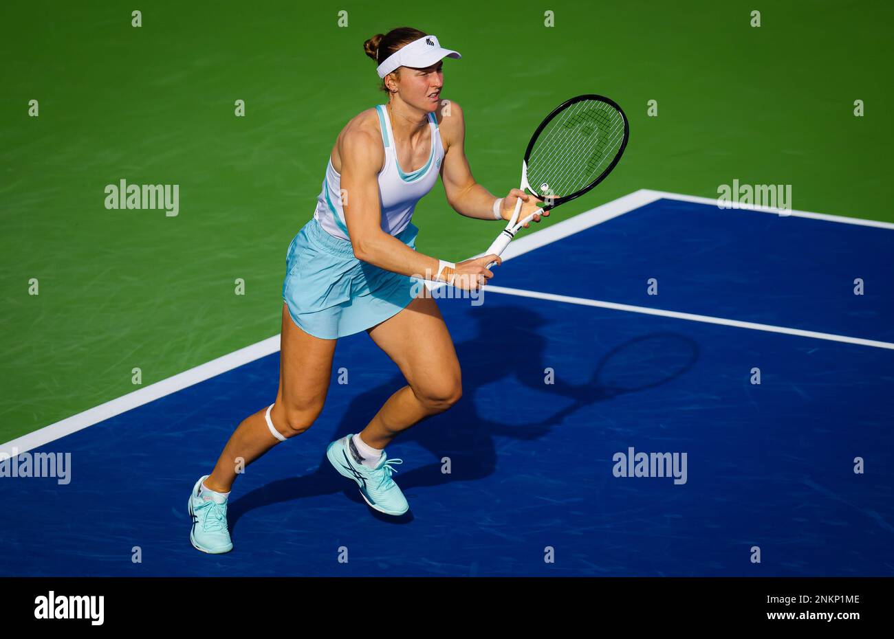 Dubai wta 1000 2023 samsonova hi-res stock photography and images - Alamy