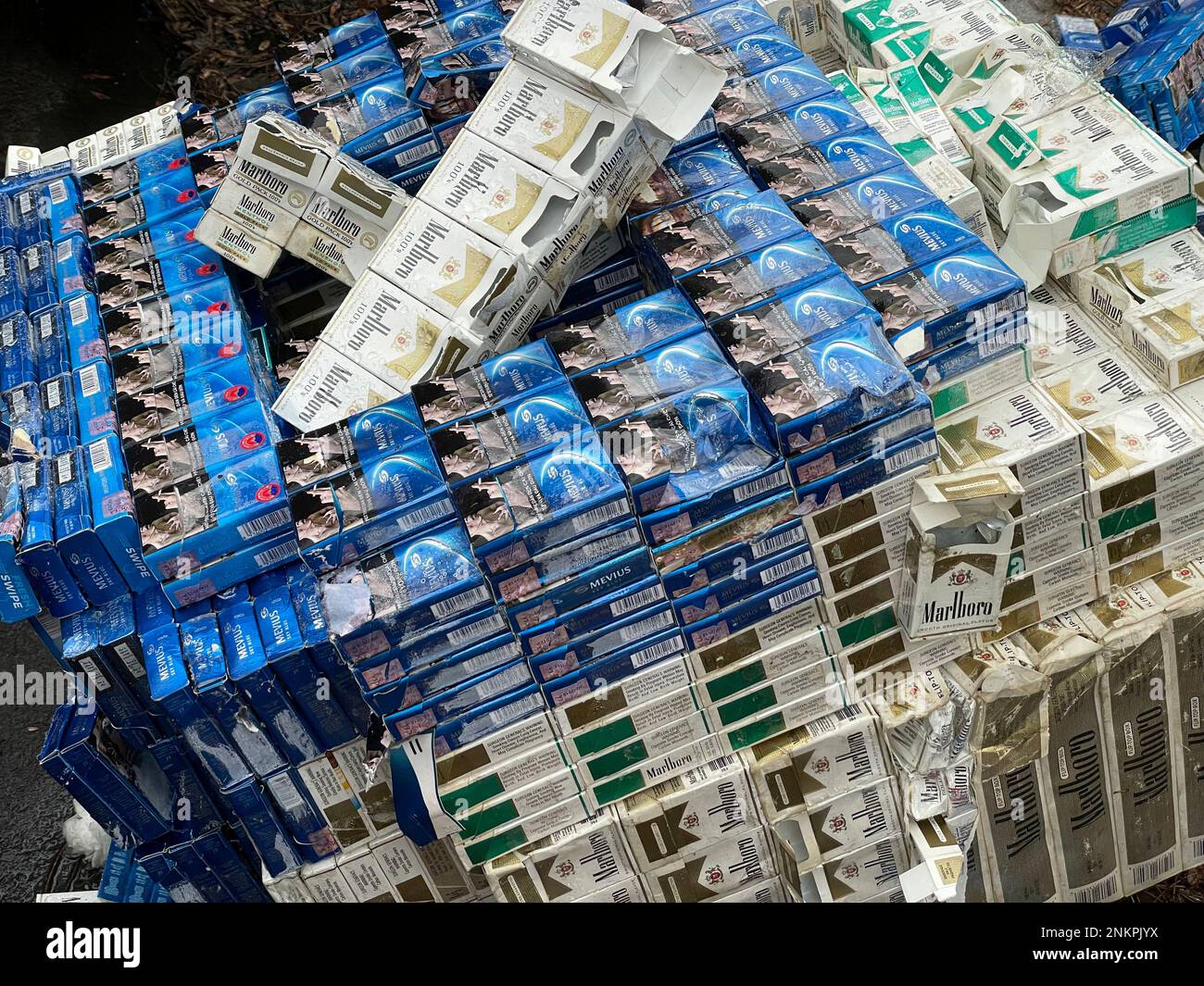 Photo by: STRF/STAR MAX/IPx 2022 2/22/22 Discarded cigarette packs are ...