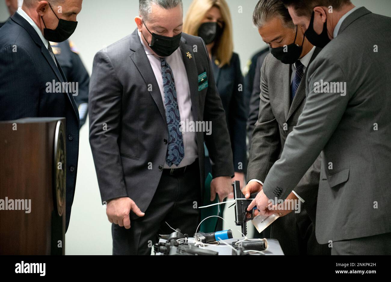 From right, California Department of Justice Division Chief John Marsh ...
