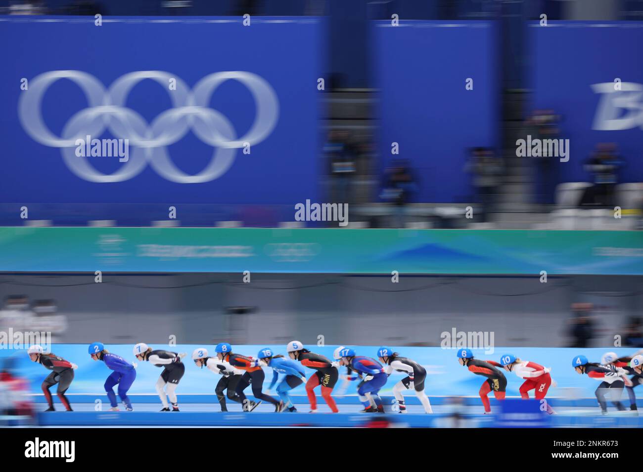 Skaters compete during the Women's Mass Start Final at National Speed ...