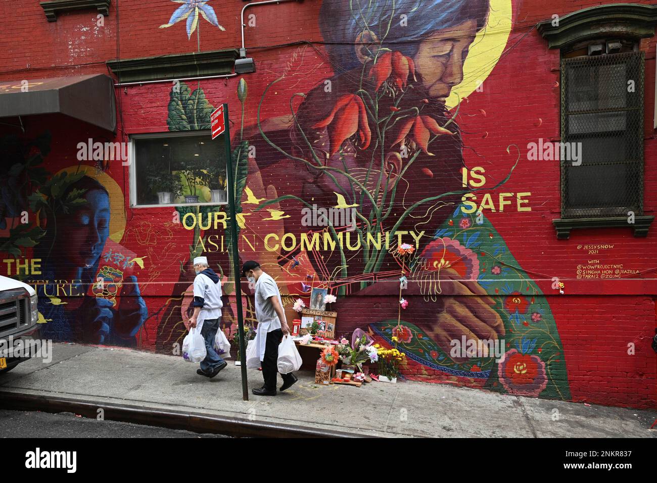 Photo by: NDZ/STAR MAX/IPx 2022 2/17/22 Memorial for stabbing victim Christina Yuna Lee sits in ...