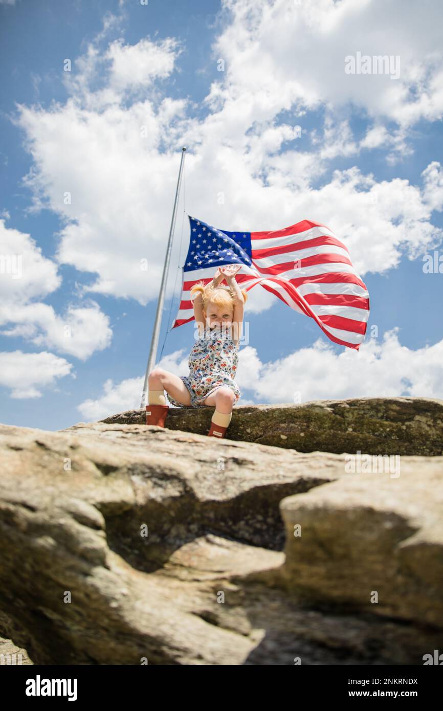 Girl usa flag hi-res stock photography and images - Alamy