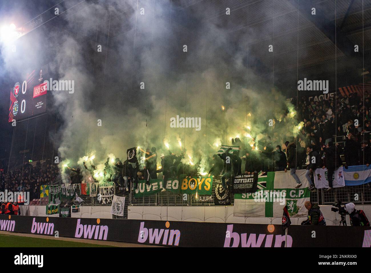 Sporting lisbon fans in stands hi-res stock photography and images - Alamy