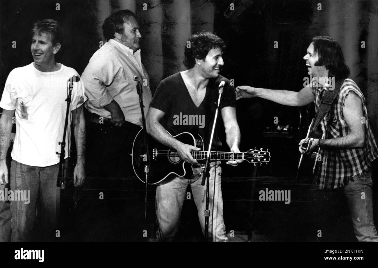 Young Bruce Springsteen