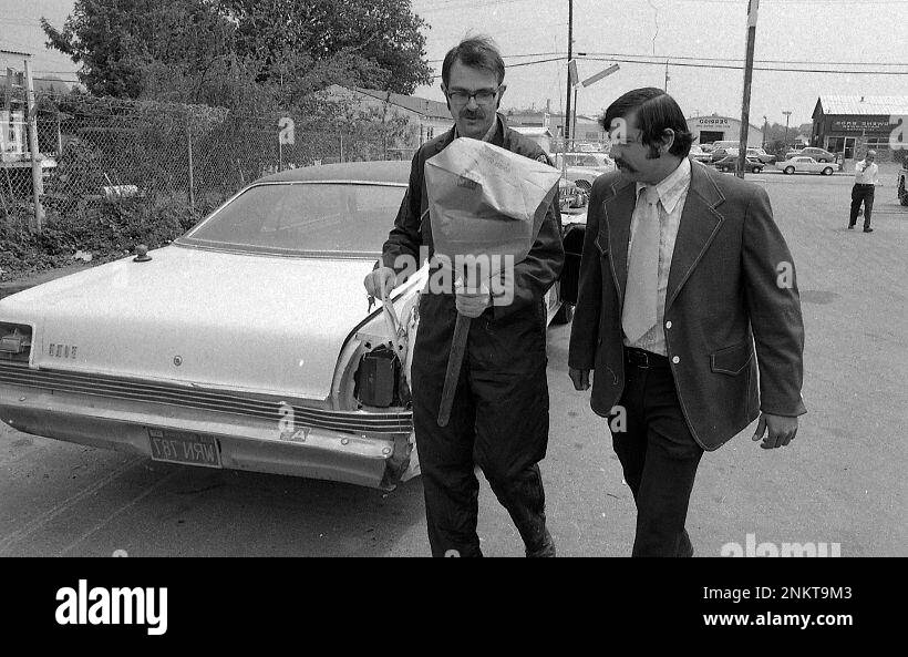 Detective Terry medina of the Santa Cruz County Sheriffs Department ...