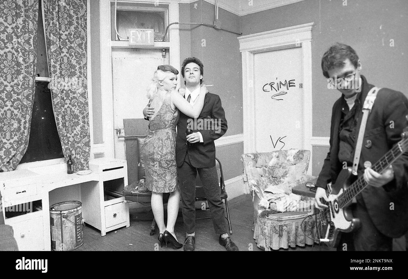 The San Francisco Punk music scene, with photos taken at many venues ...