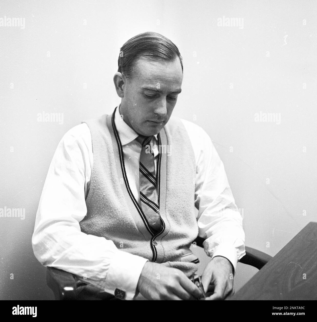 Earl Van Best ran off with Judy Chandler, who was 14 August 1, 1962 ...