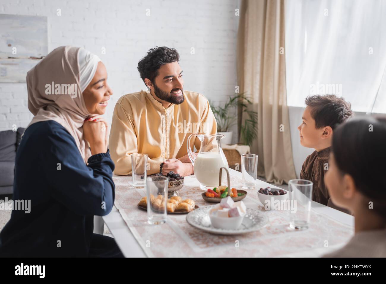 Prayer breakfast hi-res stock photography and images - Alamy