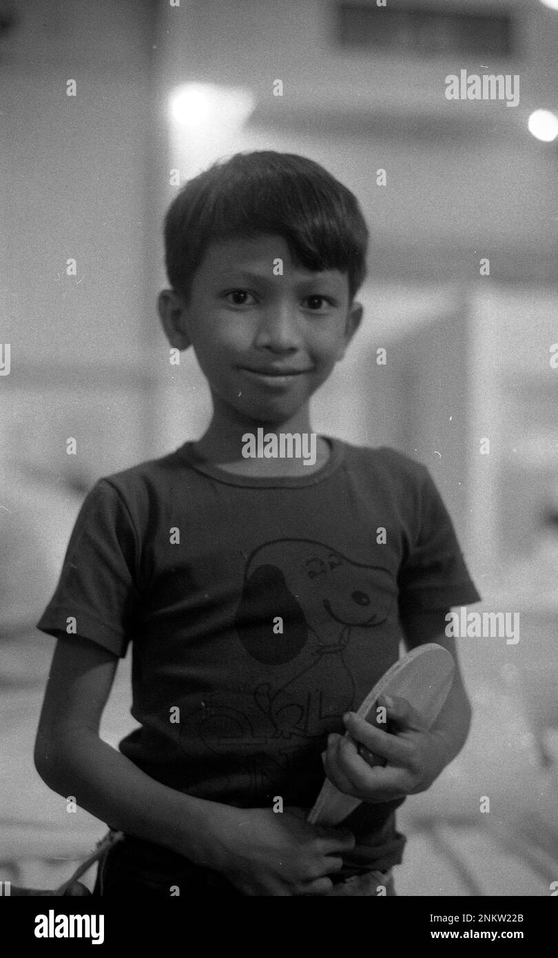 52 Vietnamese orphans arrive in a World Airways plane at Oakland ...