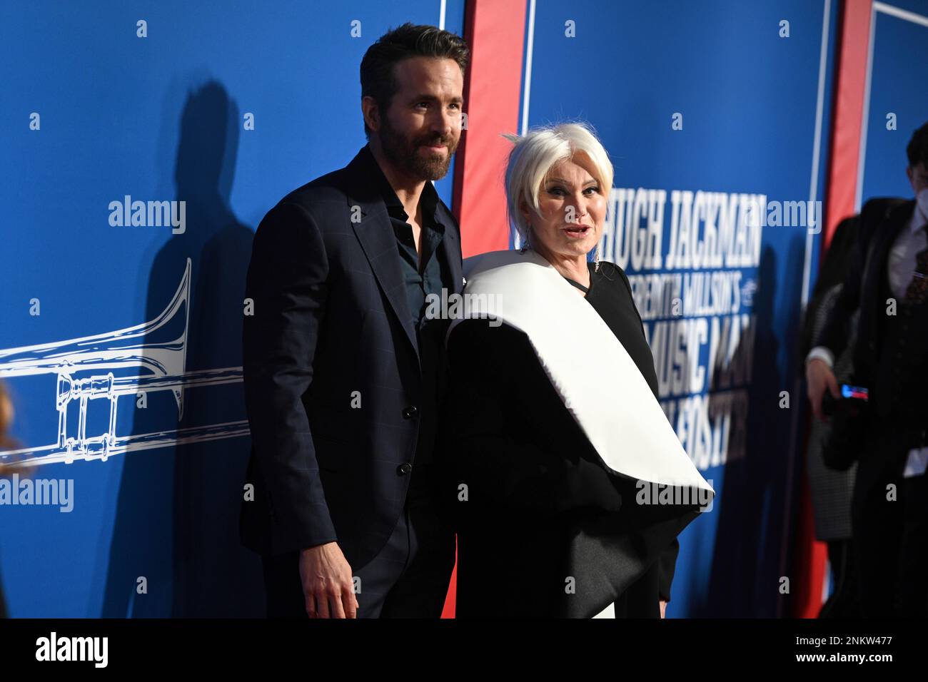 Photo by: NDZ/STAR MAX/IPx 2022 2/10/22 Deborra-Lee Furness and Ryan ...