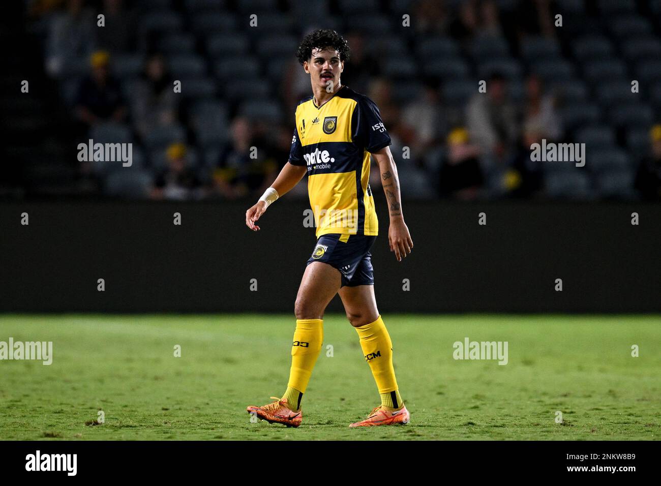 Matheus Moresche of the Mariners leaves the field after being shown a ...
