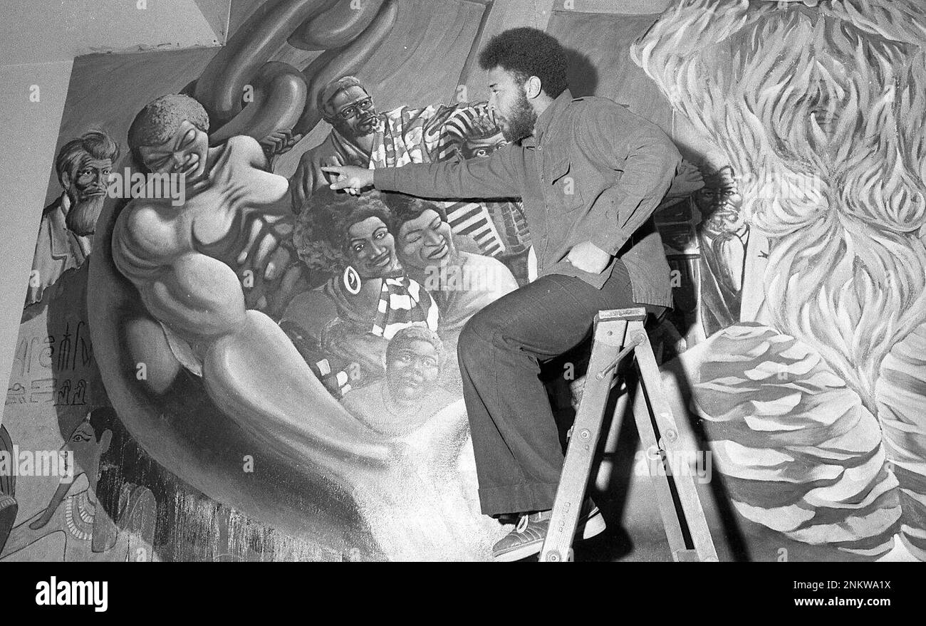 Dewey Crumpler would painter an alternative mural at George Washington ...
