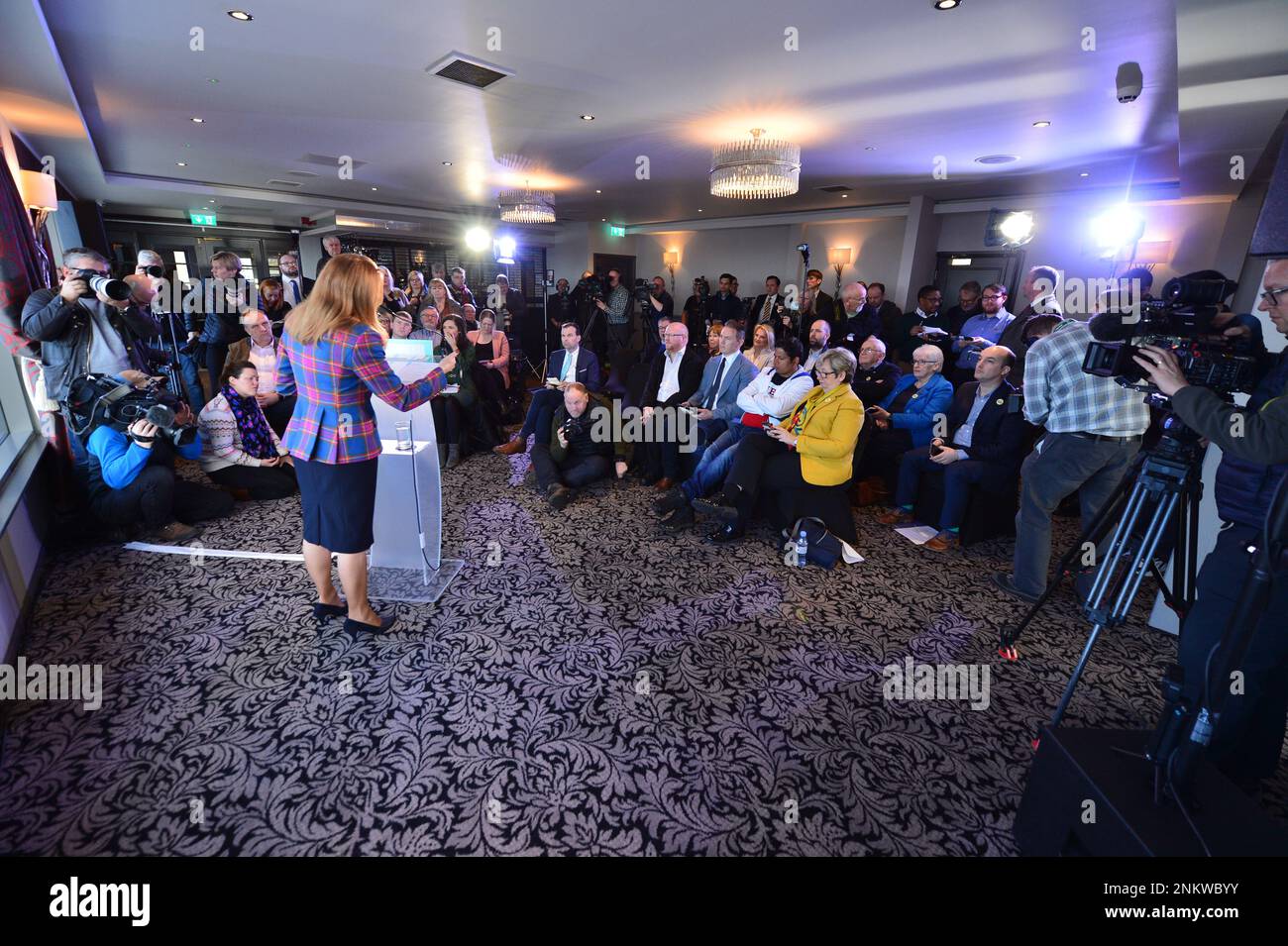 Ash regan building bridges hi-res stock photography and images - Alamy