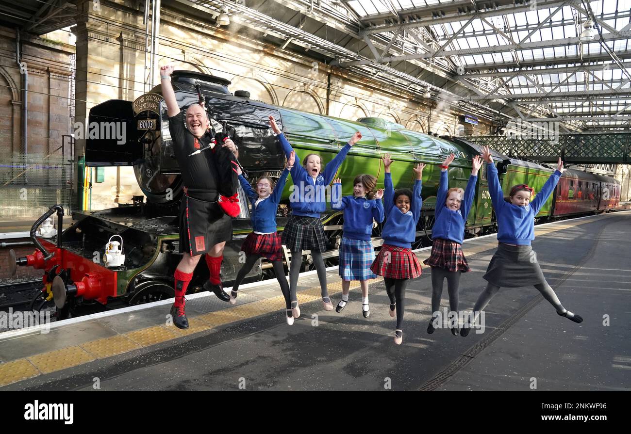 Piper Kevin MacDonald from the Red Hot Chilli Pipers with ...