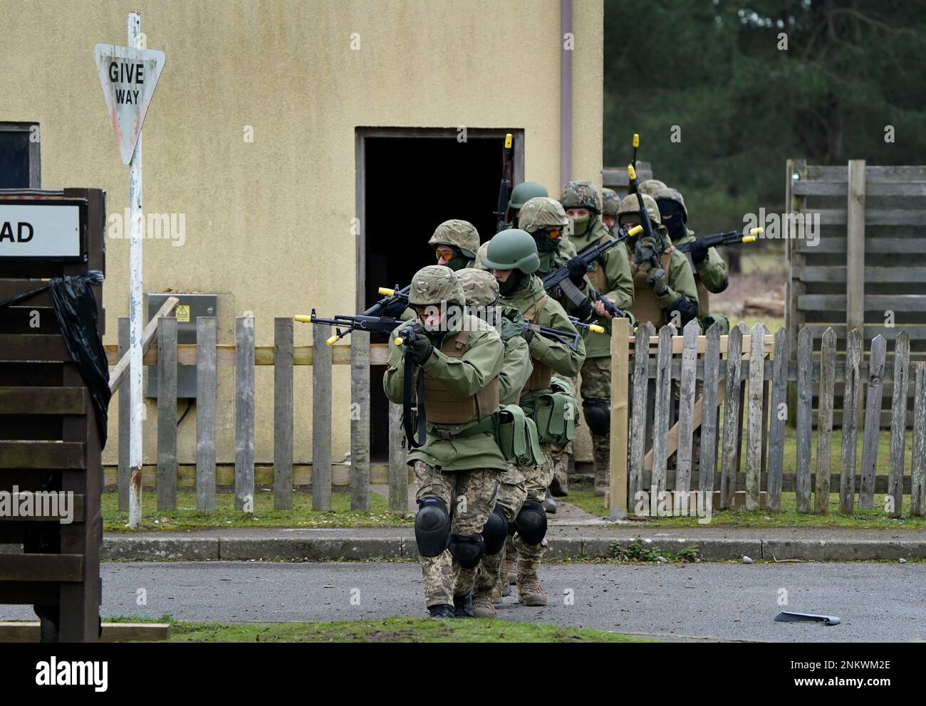 Urban warfare hi-res stock photography and images - Alamy