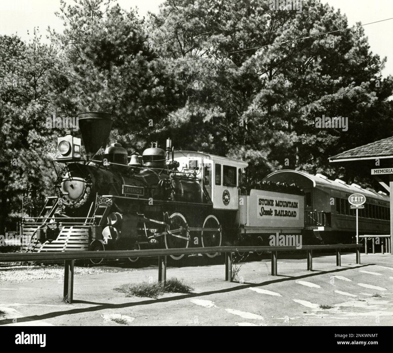 Wood-burning steam locomotive, General 2, makes scheduled five- mile ...