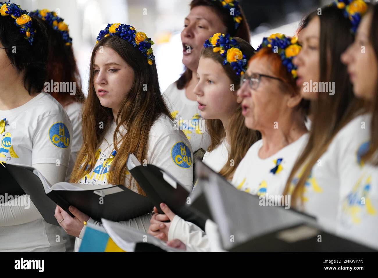 Members of the Canterbury Ukraine choir sing at the Southeastern ...