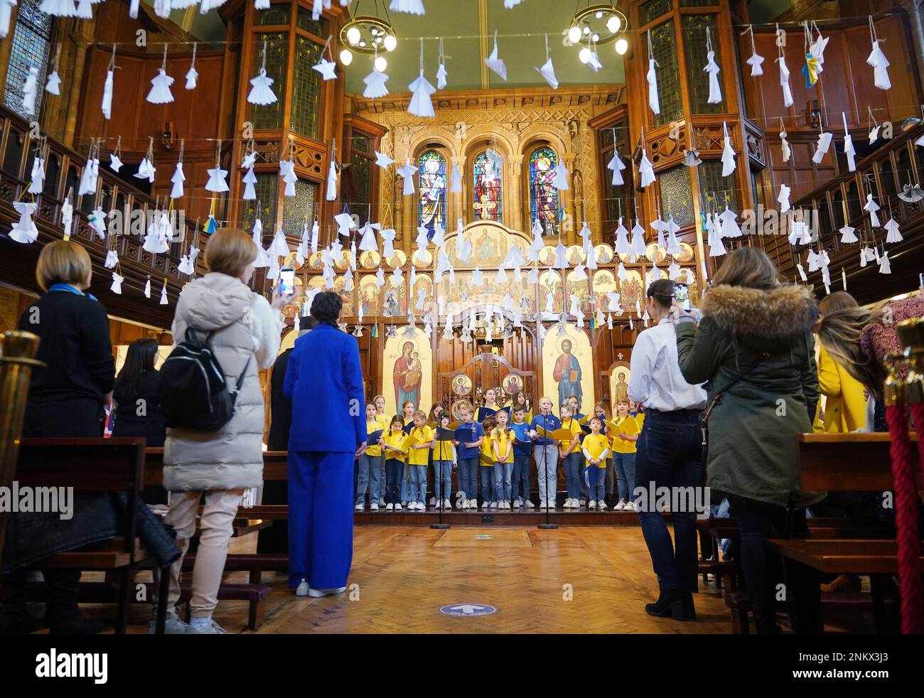 Children from St Mary's Ukrainian School choir sing the song Imagine ...
